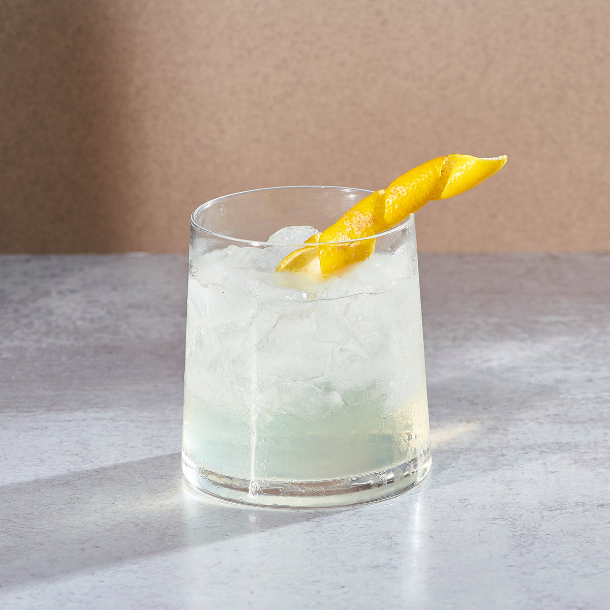 The Bee's Knees Buzz Cocktail Kit - GIN & PROSECCO – Crafted Taste ...